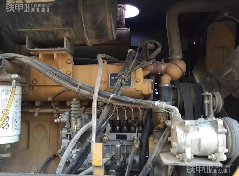 最详细的装载机评测！龙工850VS855_铁甲工程机械网